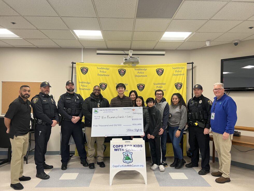 Donation to 17 year old Neo Phommachanh with Southbridge Police Dept ...
